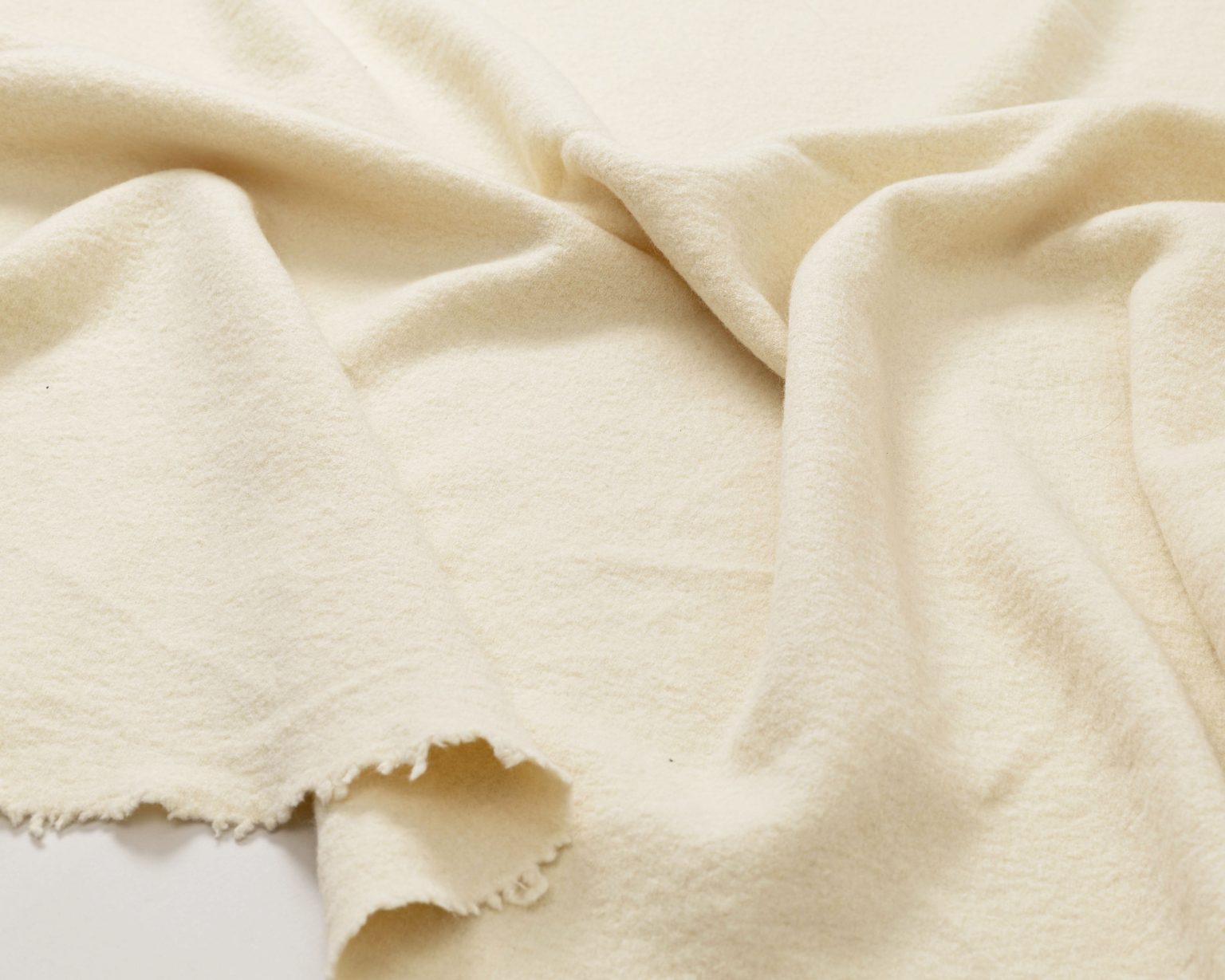 Virgin Wool Blanket | NomadHeat